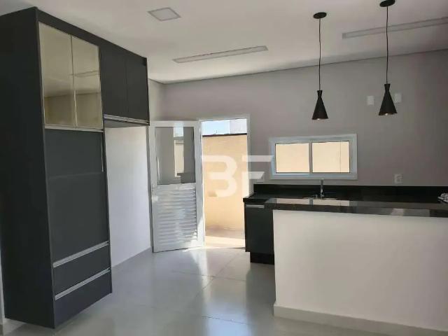 Casa / Sobrado para Locação em Indaiatuba/SP Jardim Casablanca 3 Quartos