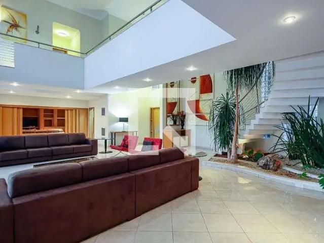 Casa / Sobrado para Locação em Indaiatuba/SP Jardim Sevilha 5 Quartos
