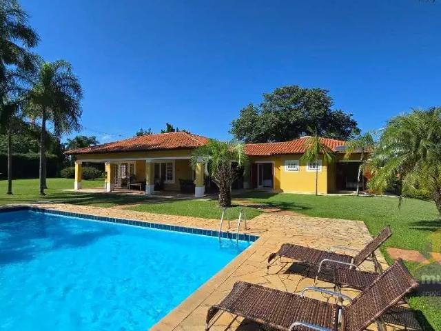 Casa / Sobrado para Locação em Indaiatuba/SP Vale das Laranjeiras 4 Quartos