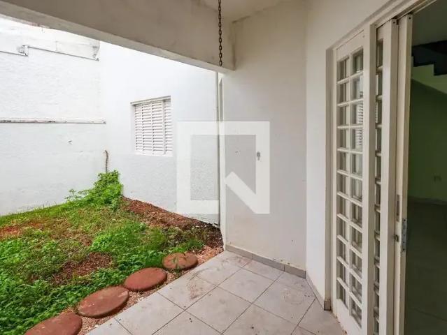 Casa / Sobrado para Locação em Indaiatuba/SP Vila Suíça 4 Quartos