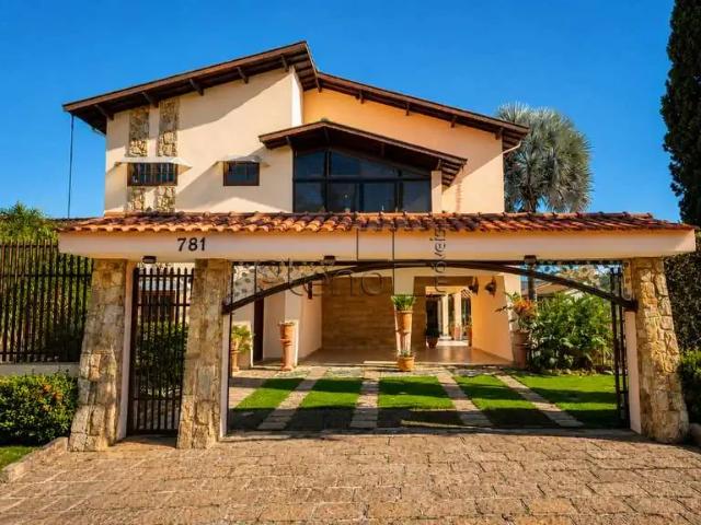 Casa / Sobrado para Locação em Indaiatuba/SP Vila Suíça 4 Quartos