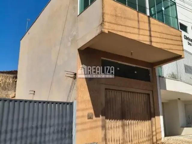 Casa / Sobrado para Locação em Igarapava/SP Centro 4 Quartos