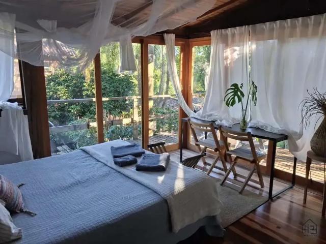 Casa / Sobrado para Locação em Ilhabela/SP Costa Bela 6 Quartos