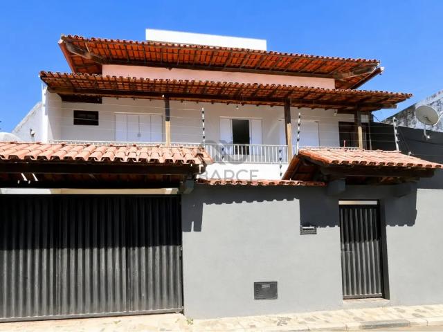 Casa / Sobrado para Locação em Ilhéus/BA São Francisco 5 Quartos