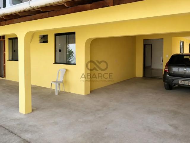 Casa / Sobrado para Locação em Ilhéus/BA São Francisco 3 Quartos