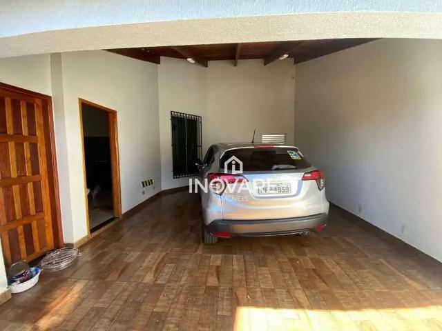 Casa / Sobrado para Locação em Itumbiara/GO Setor Santos Dumont 3 Quartos