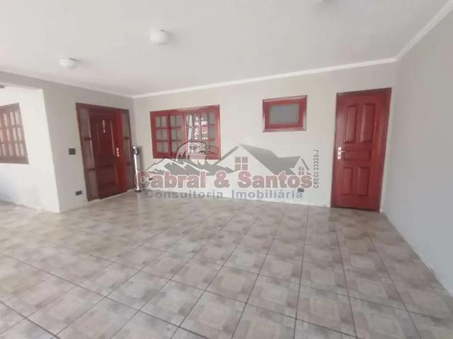 Casa / Sobrado para Locação em Itu/SP Centro 3 Quartos