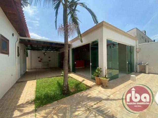 Casa / Sobrado para Locação em Itu/SP Jardim Theodora 4 Quartos