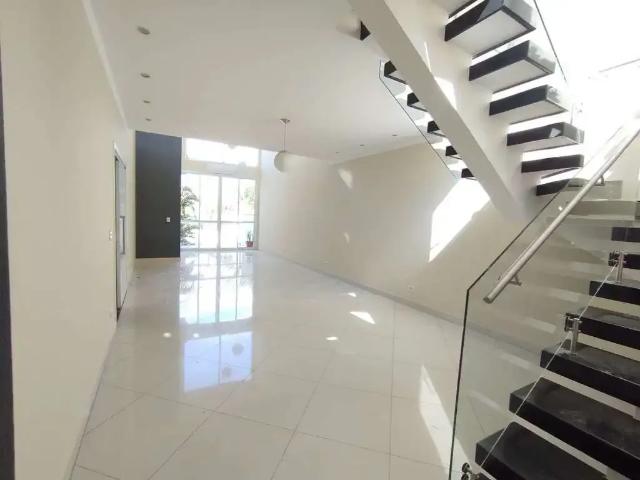 Casa / Sobrado para Locação em Itu/SP Parque Nossa Senhora da Candelária 3 Quartos