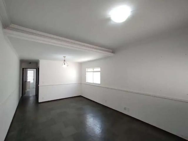Casa / Sobrado para Locação em Itu/SP Parque Residencial Presidente Médici 3 Quartos