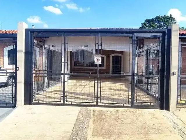 Casa / Sobrado para Locação em Itu/SP Vila Cleto 3 Quartos