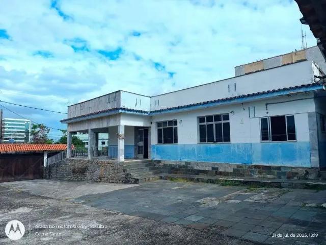 Casa / Sobrado para Locação em Itaboraí/RJ Centro 3 Quartos