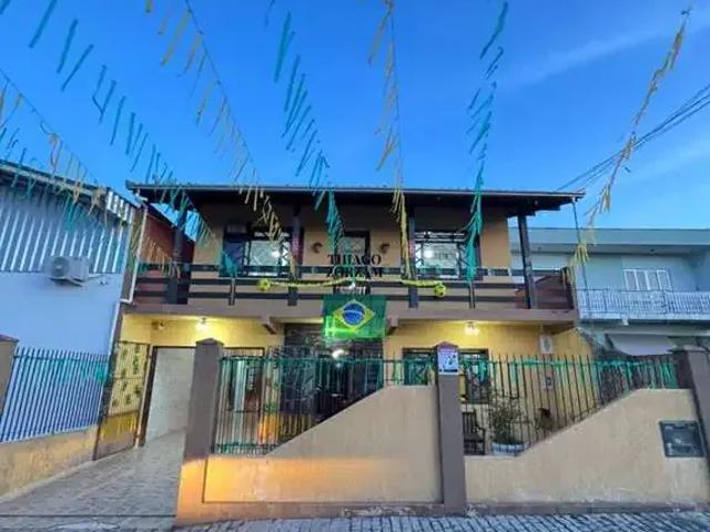 Casa / Sobrado para Locação em Itajaí/SC Cordeiros 5 Quartos