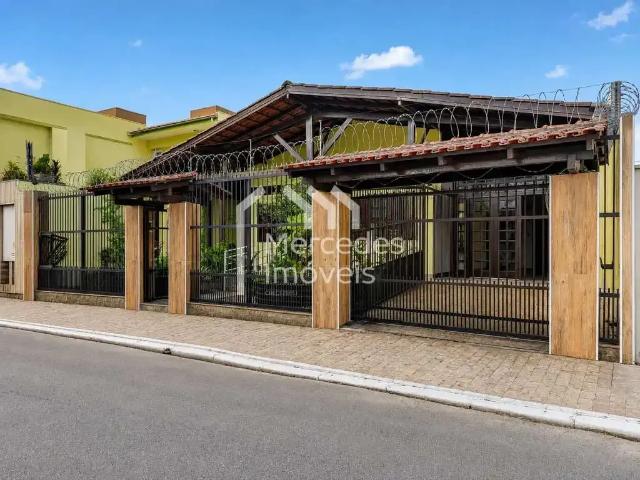 Casa / Sobrado para Locação em Itajaí/SC Centro 2 Quartos