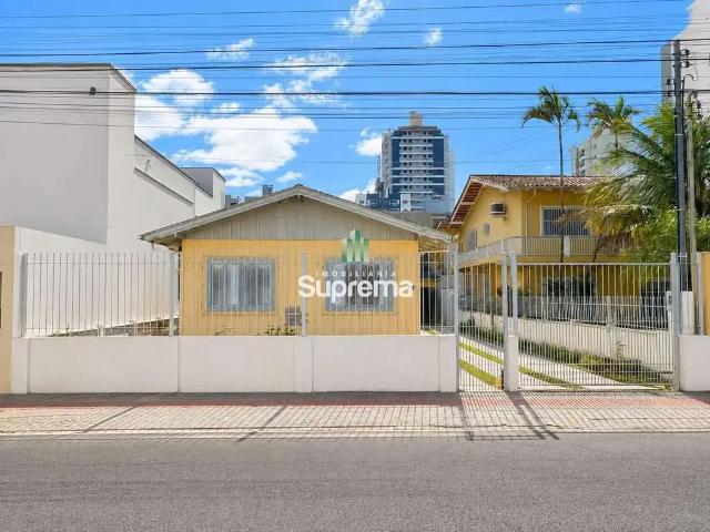 Casa / Sobrado para Locação em Itajaí/SC Centro 3 Quartos