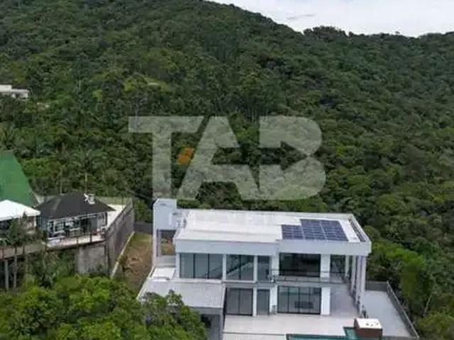 Casa / Sobrado para Locação em Itajaí/SC Balneário Santa Clara 4 Quartos