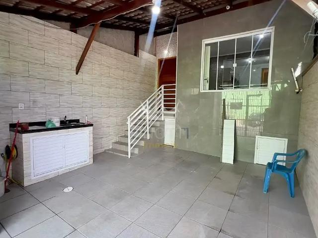 Casa / Sobrado para Locação em Itajaí/SC Espinheiros 2 Quartos