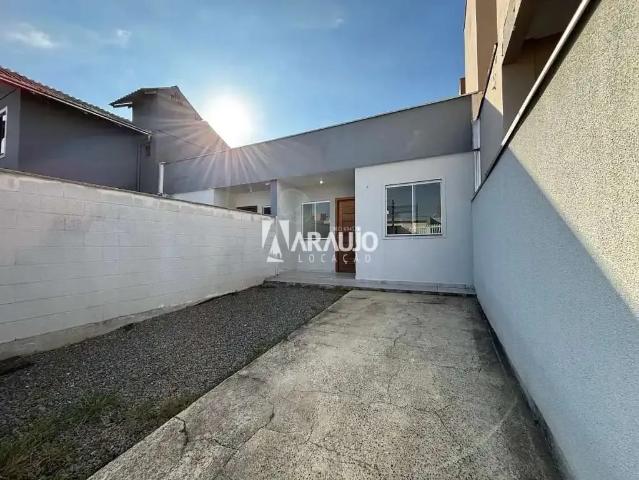 Casa / Sobrado para Locação em Itajaí/SC Espinheiros 2 Quartos