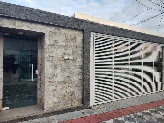 Casa / Sobrado para Locação em Itajaí/SC Fazenda 4 Quartos