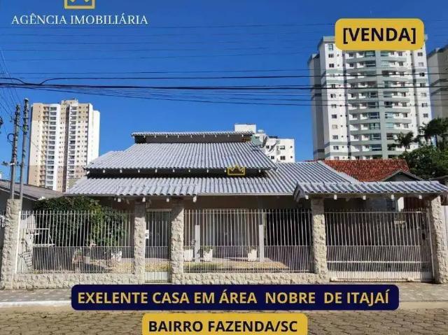 Casa / Sobrado para Locação em Itajaí/SC Fazenda 4 Quartos