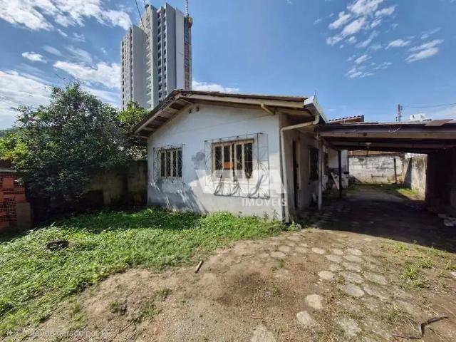 Casa / Sobrado para Locação em Itajaí/SC Fazenda 2 Quartos