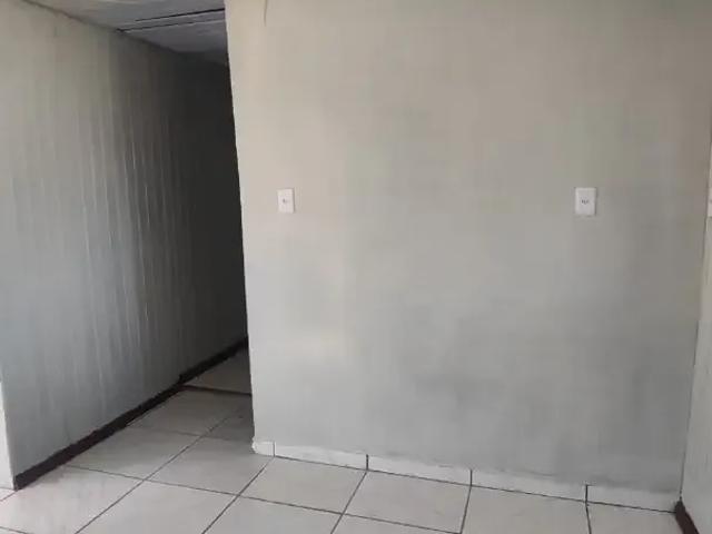 Casa / Sobrado para Locação em Itajaí/SC Fazendinha 1 Quartos