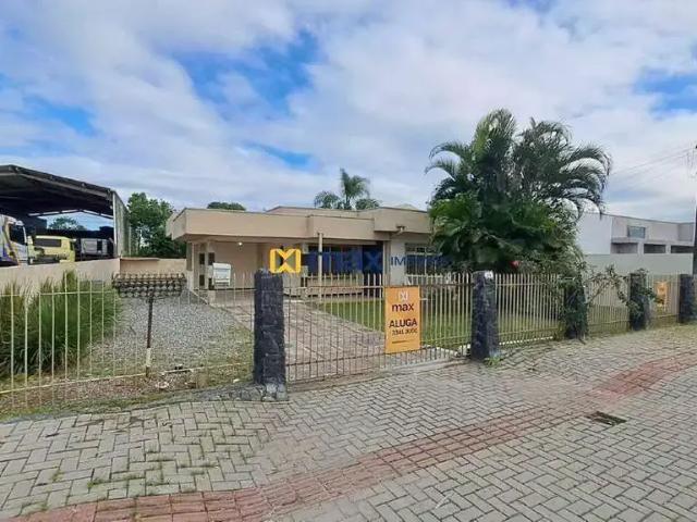 Casa / Sobrado para Locação em Itajaí/SC Itaipava 3 Quartos