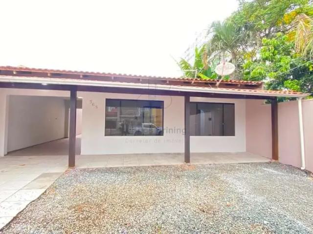 Casa / Sobrado para Locação em Itajaí/SC São João 3 Quartos