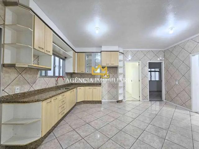 Casa / Sobrado para Locação em Itajaí/SC São Vicente 3 Quartos