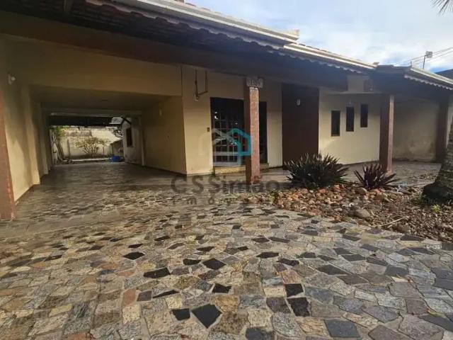Casa / Sobrado para Locação em Itajaí/SC São Vicente 4 Quartos
