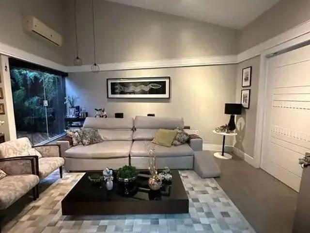 Casa / Sobrado para Locação em Itajaí/SC Praia Brava 4 Quartos