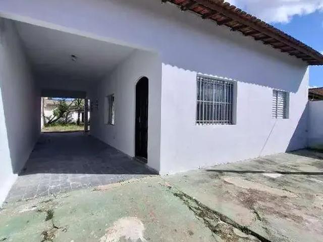 Casa / Sobrado para Locação em Itanhaém/SP Belas Artes 3 Quartos