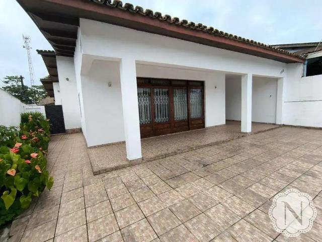 Casa / Sobrado para Locação em Itanhaém/SP Cibratel II 3 Quartos