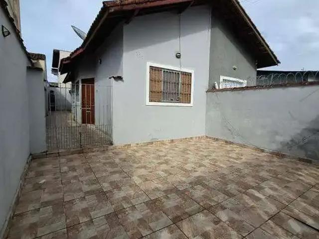 Casa / Sobrado para Locação em Itanhaém/SP Jardim Corumbá 2 Quartos
