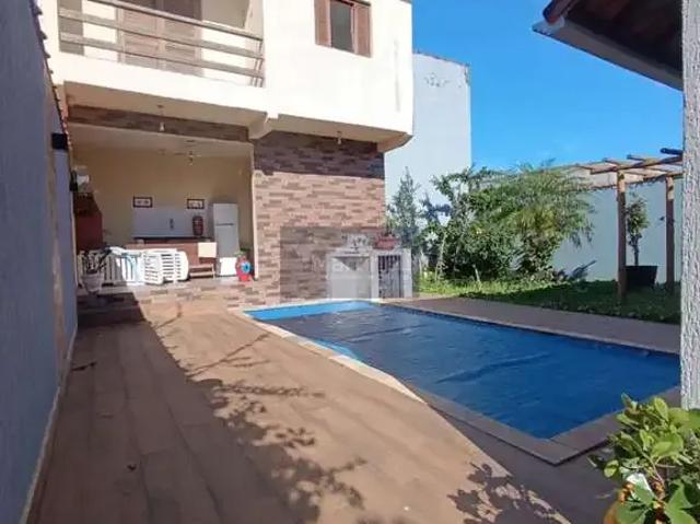 Casa / Sobrado para Locação em Itanhaém/SP Jardim Grandesp 6 Quartos