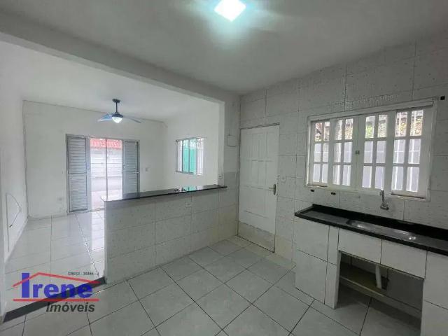 Casa / Sobrado para Locação em Itanhaém/SP Jardim Suarão 1 Quartos