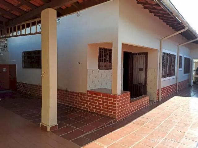 Casa / Sobrado para Locação em Itanhaém/SP Savoy 3 Quartos