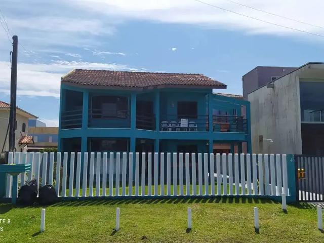Casa / Sobrado para Locação em Itapoá/SC Uirapuru 4 Quartos
