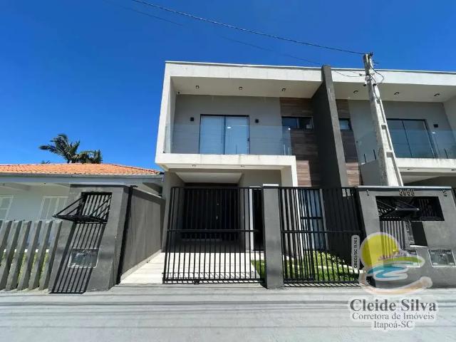 Casa / Sobrado para Locação em Itapoá/SC Volta ao mundo 3 Quartos