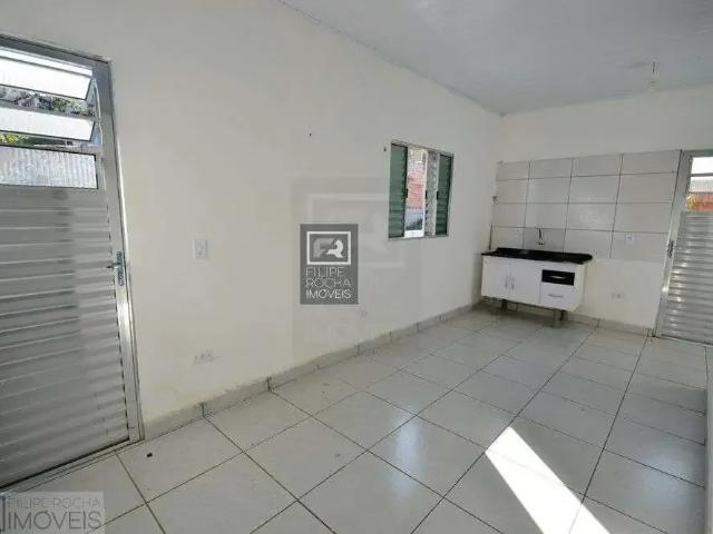 Casa / Sobrado para Locação em Itapevi/SP Vila Santa Rita 2 Quartos