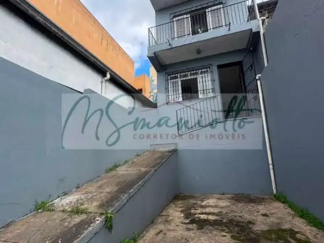 Casa / Sobrado para Locação em Itapecerica da Serra/SP Centro 2 Quartos