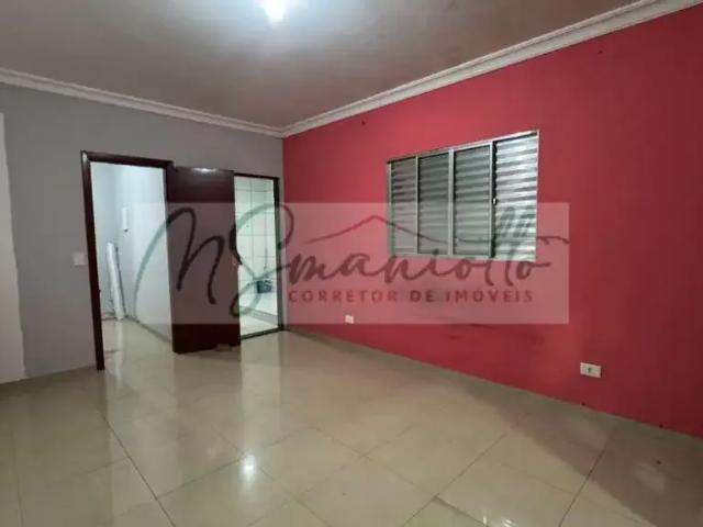 Casa / Sobrado para Locação em Itapecerica da Serra/SP Parque Paraíso 2 Quartos
