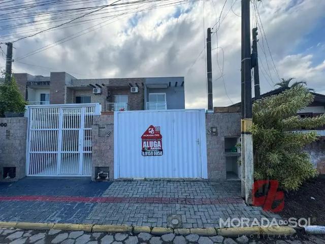 Casa / Sobrado para Locação em Itapema/SC Morretes 2 Quartos