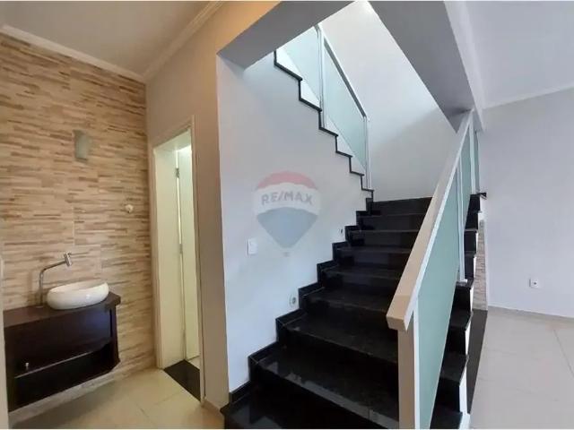 Casa / Sobrado para Locação em Itapira/SP Centro 3 Quartos