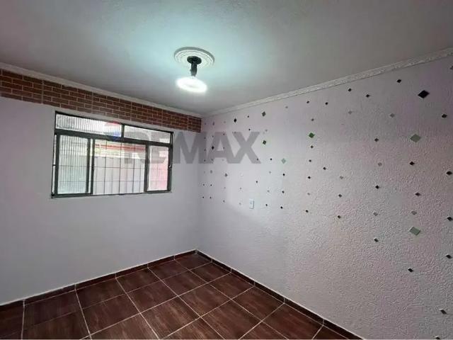 Casa / Sobrado para Locação em Itapira/SP Conjunto Habitacional Juscelino Kubitschek de Oliveira 3 Quartos