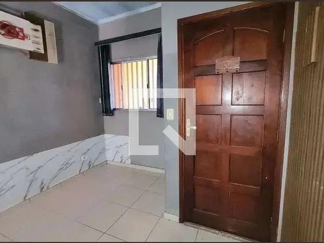 Casa / Sobrado para Locação em Itaquaquecetuba/SP Jardim Odete 2 Quartos
