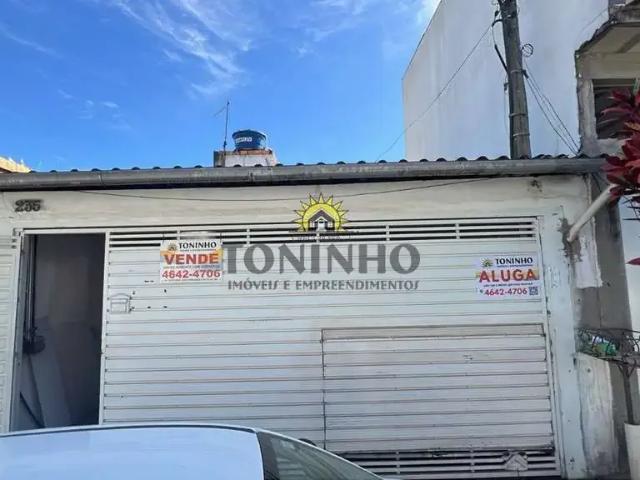 Casa / Sobrado para Locação em Itaquaquecetuba/SP Jardim Adriana 2 Quartos