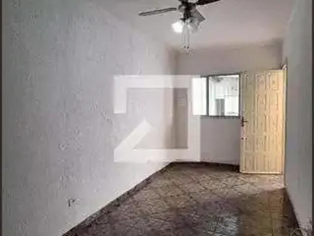 Casa / Sobrado para Locação em Itaquaquecetuba/SP Vila Arizona 3 Quartos
