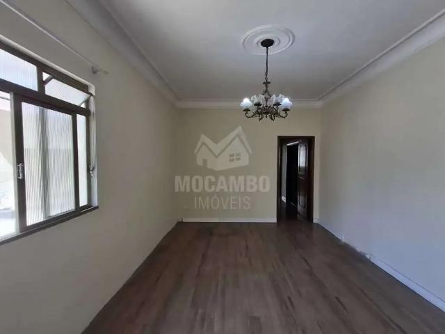 Casa / Sobrado para Locação em Itatiba/SP Centro 3 Quartos