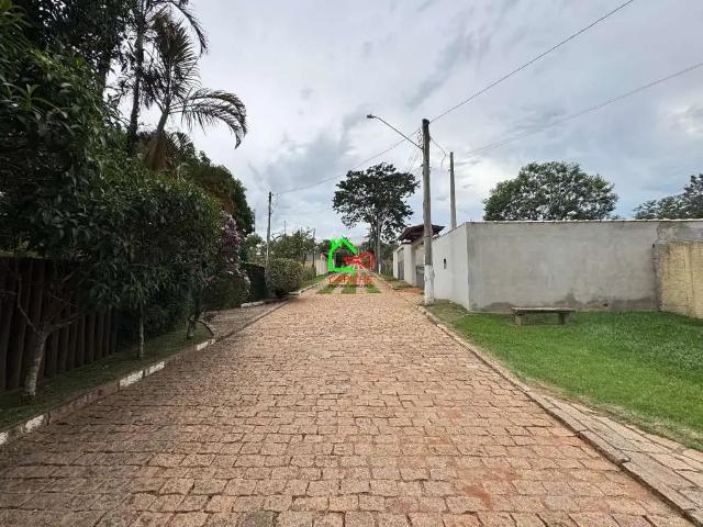 Casa / Sobrado para Locação em Itatiba/SP Recanto das Estrelas 2 Quartos